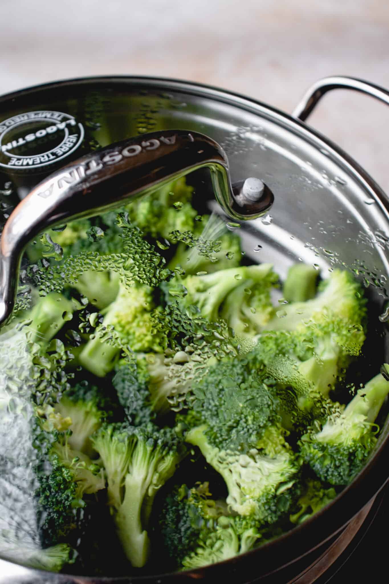 how to make smashed broccoli • Heal Me Delicious